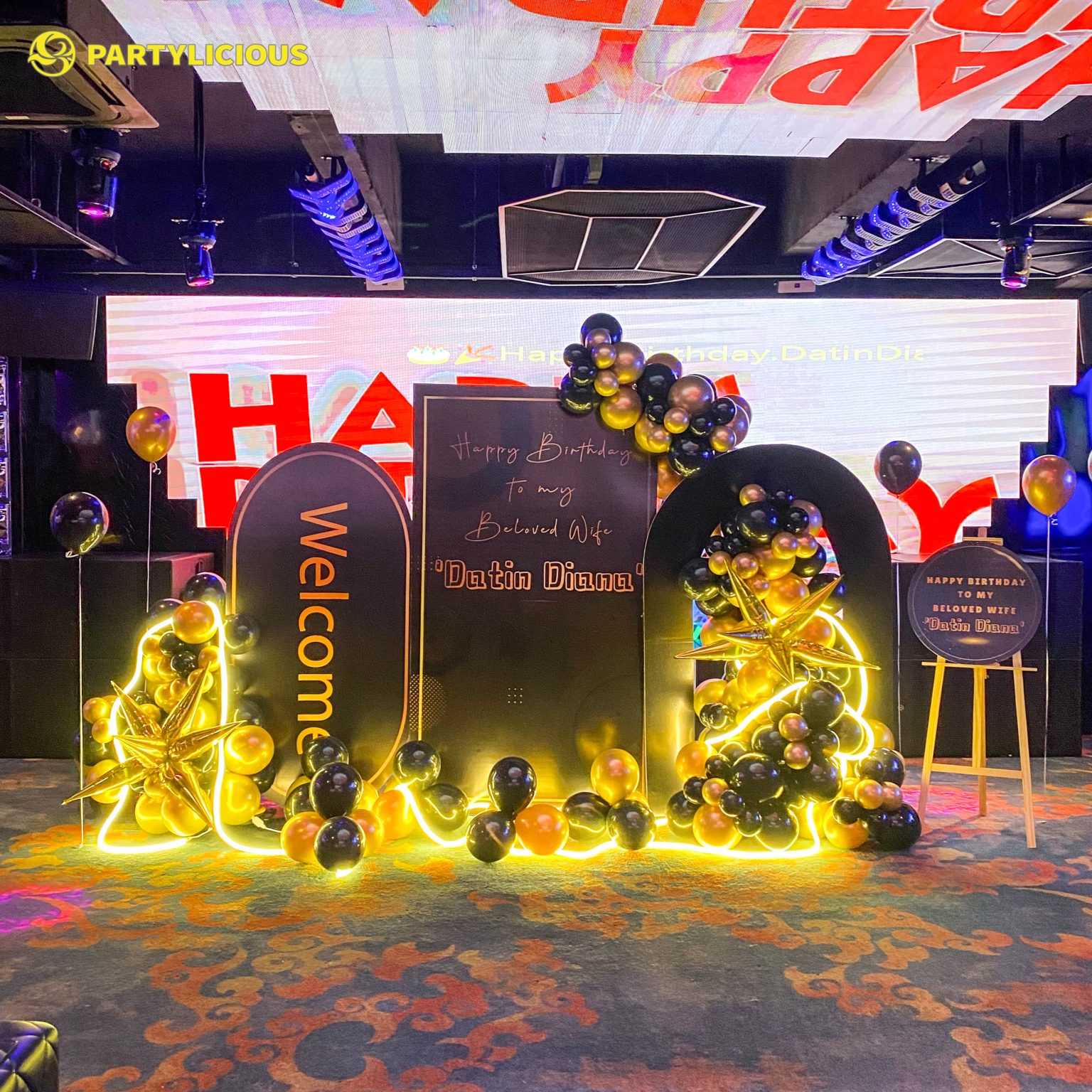 Diva Foamboard Backdrop Package | Partylicious