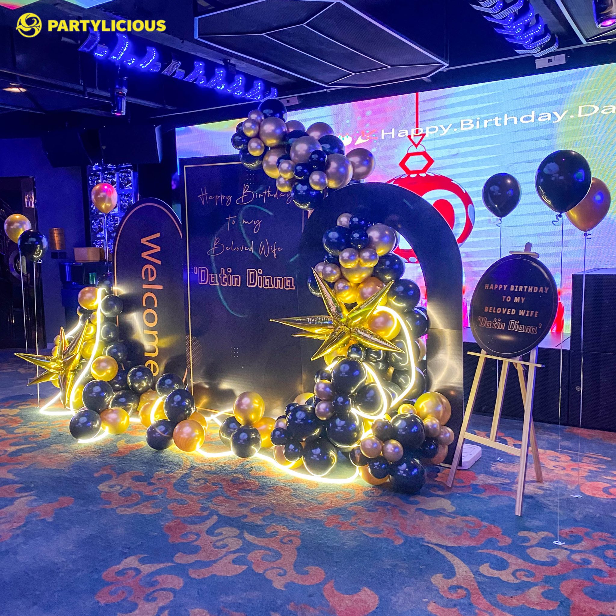 Diva Foamboard Backdrop Package | Partylicious