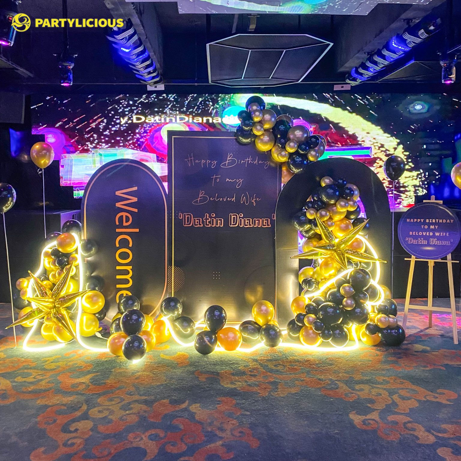 Diva Foamboard Backdrop Package | Partylicious
